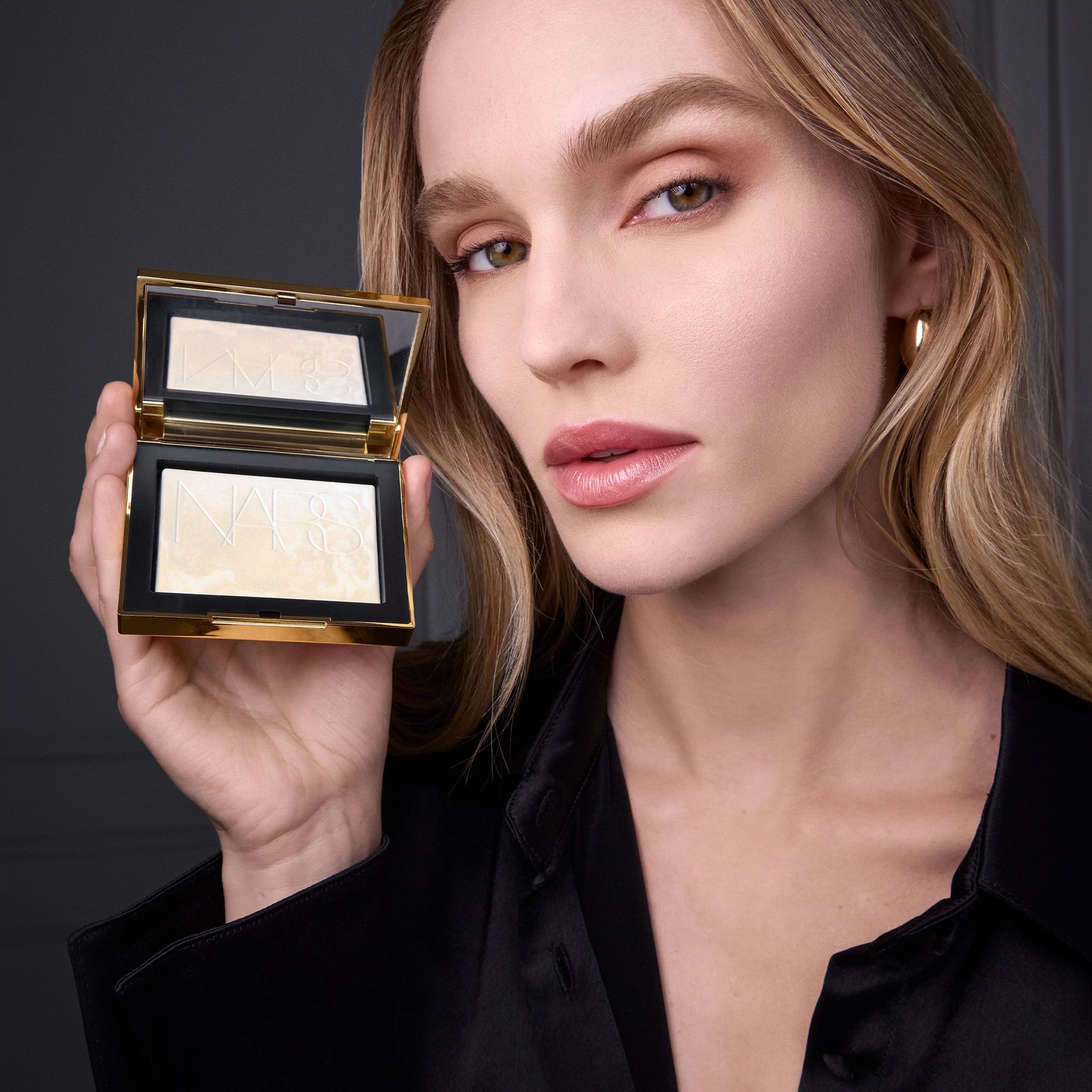 Gold Dust Light Reflecting™ Setting Powder